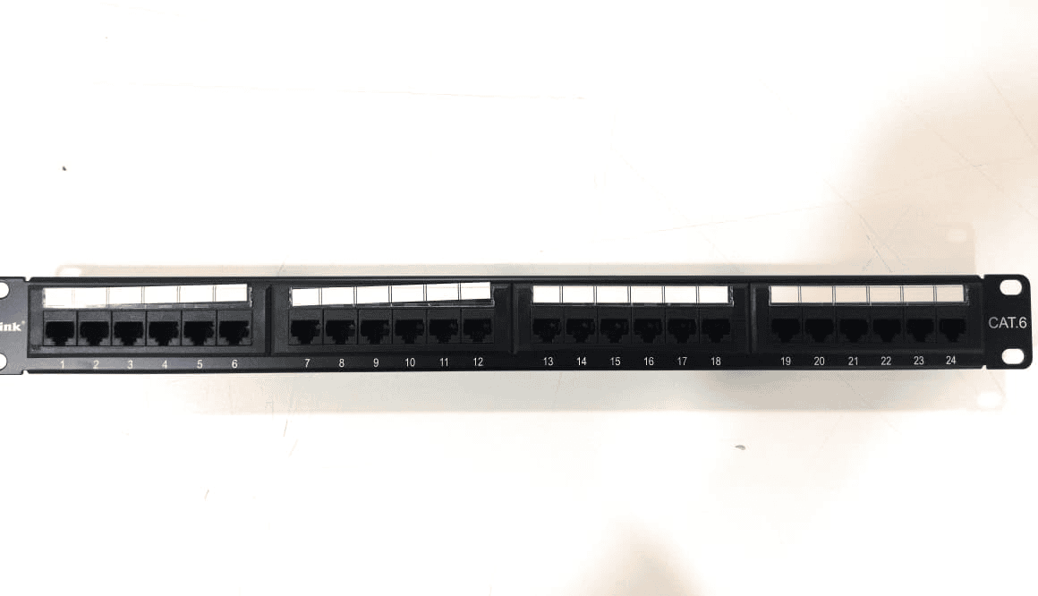 D-Link NKJ-C6WHI1B21 Cat6 24-Port Loaded Jack Patch Panel | India